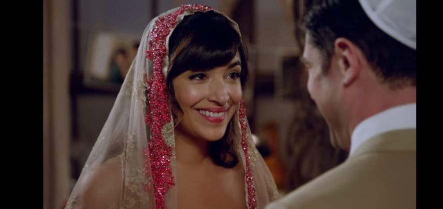 Hannah Simone Net Worth 2026 - Age, Height, Bio | TrendCe...